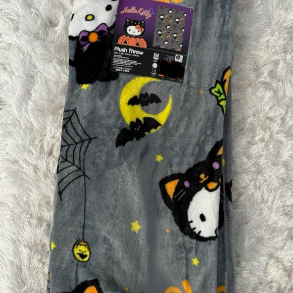 Hello Kitty | Bedding | Hello Kitty Gray And Yellow Halloween Plush ...